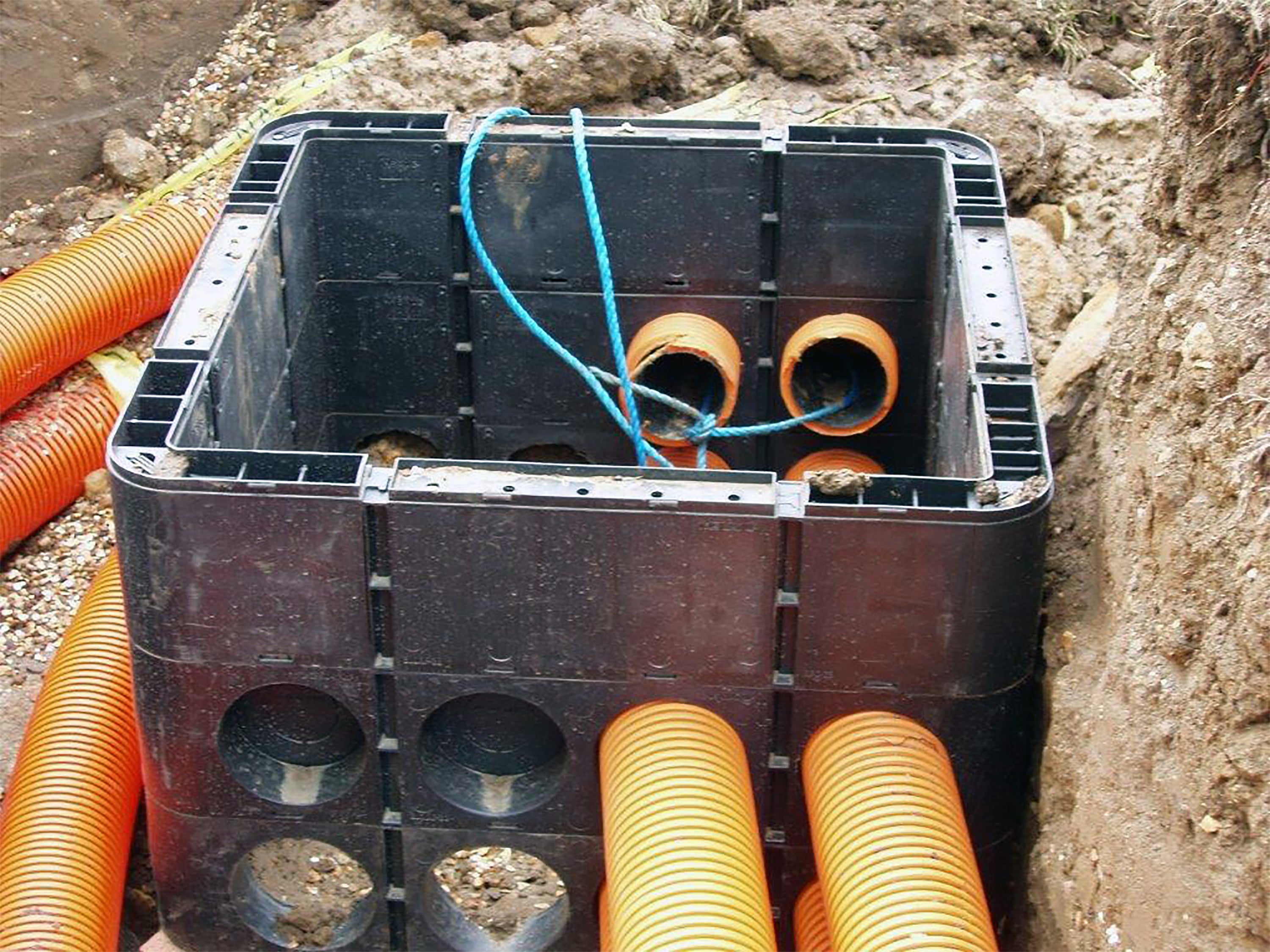 How to install a duct access chamber – Cotterill Civils